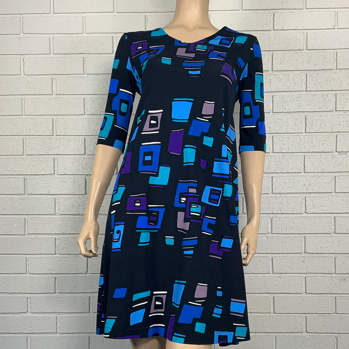 Basil Alice Aline Relaxed-Fit Dress – Sharon London