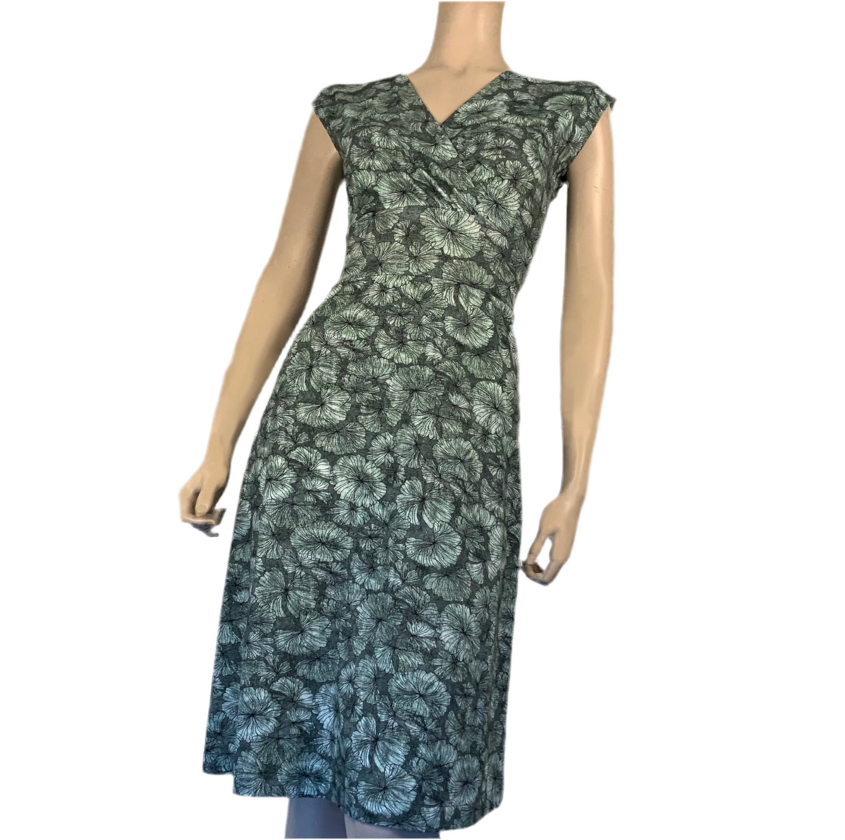 Northampton Ruby Dress – Sharon London