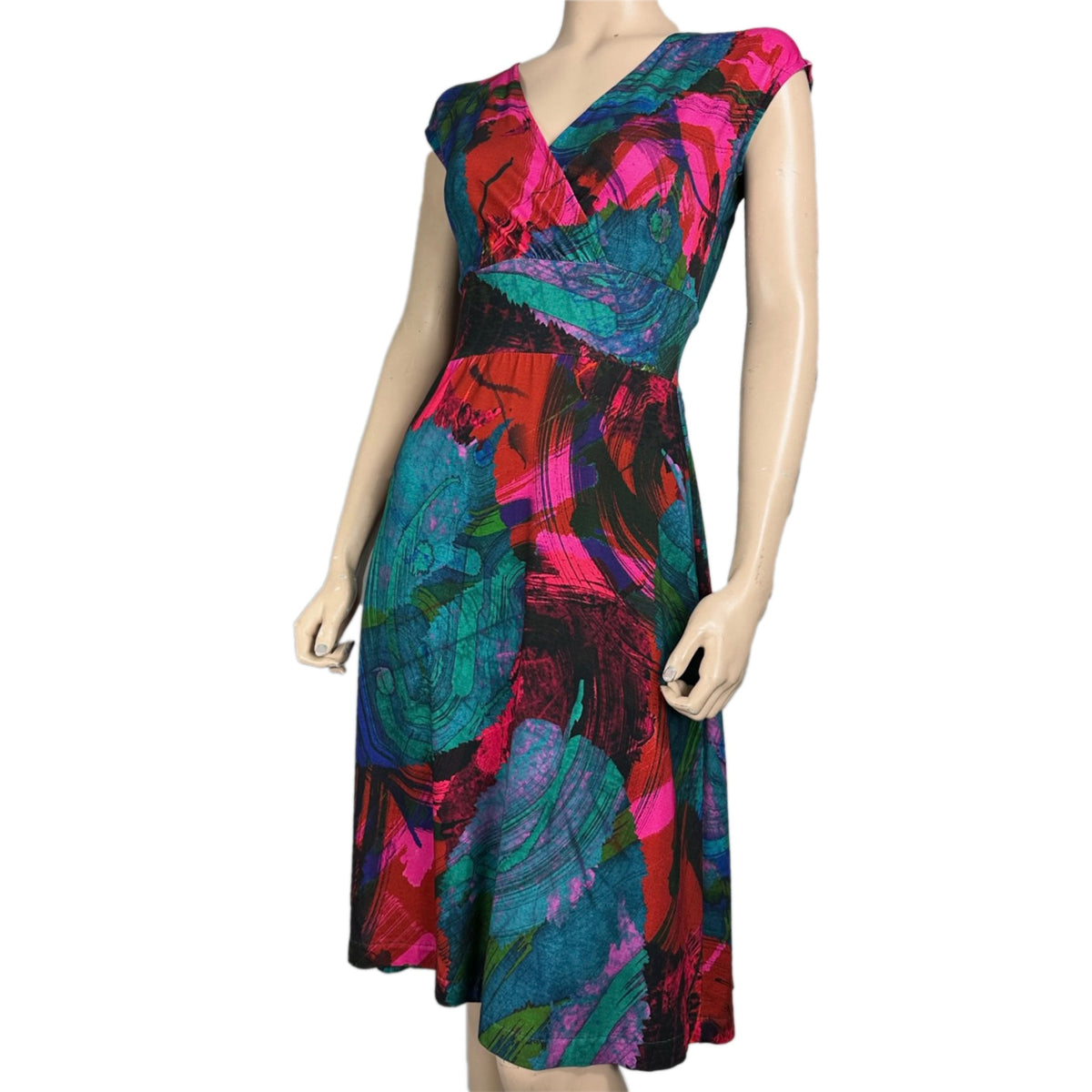 Montreal Ruby Dress – Sharon London